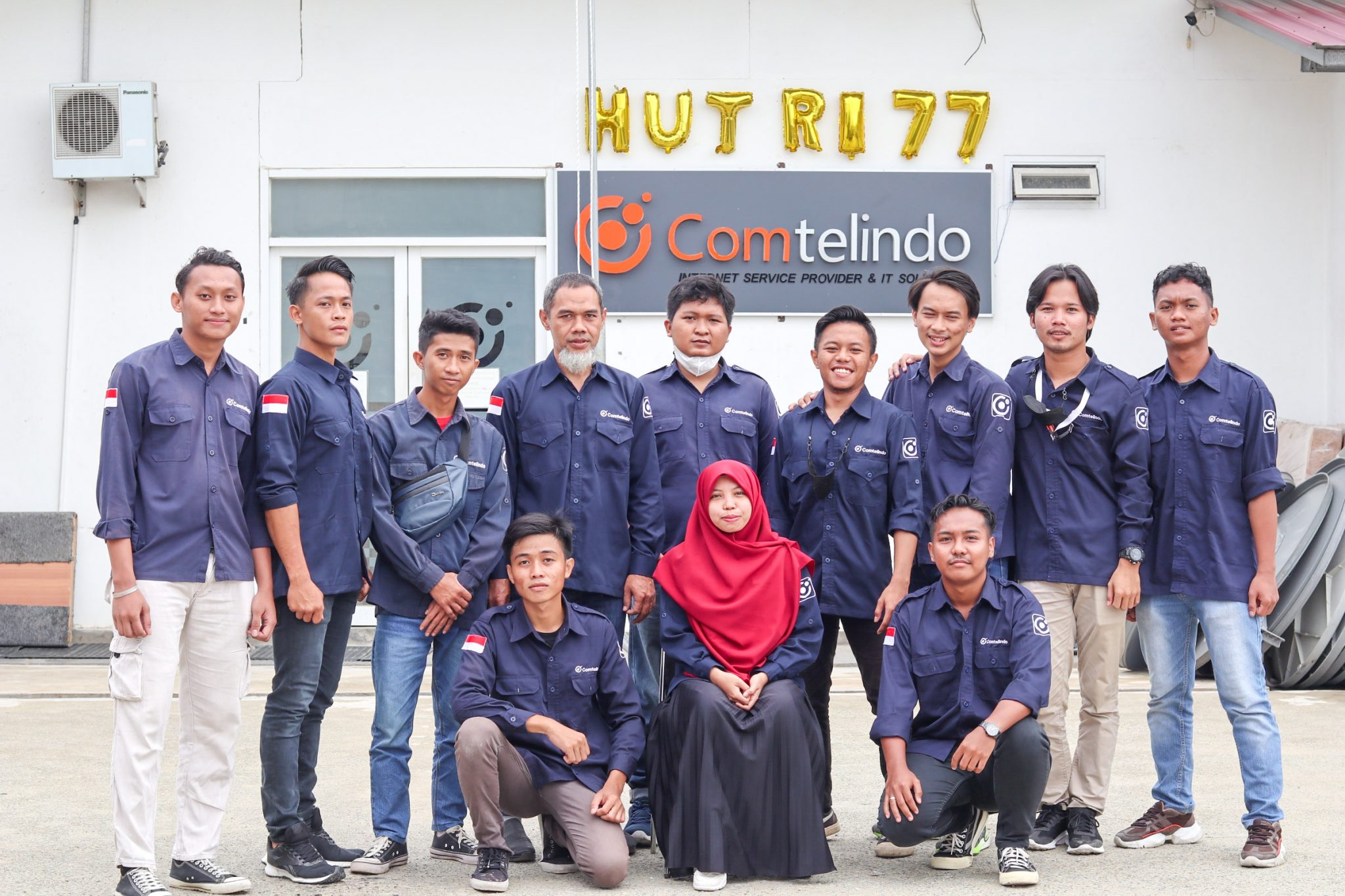 Tentang - Comtelindo